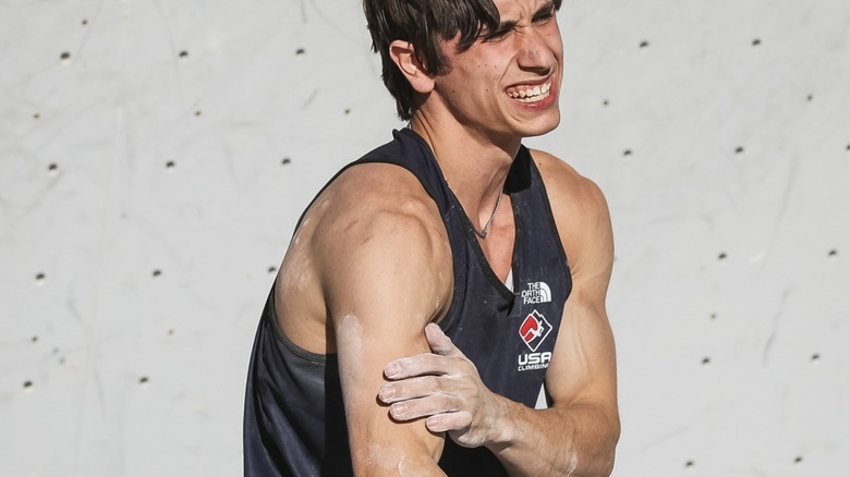 The best bicep stretches after an intense arm workout