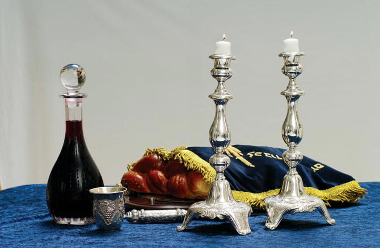 Ramat Hasharon to force mall to close on Shabbat after religious ...