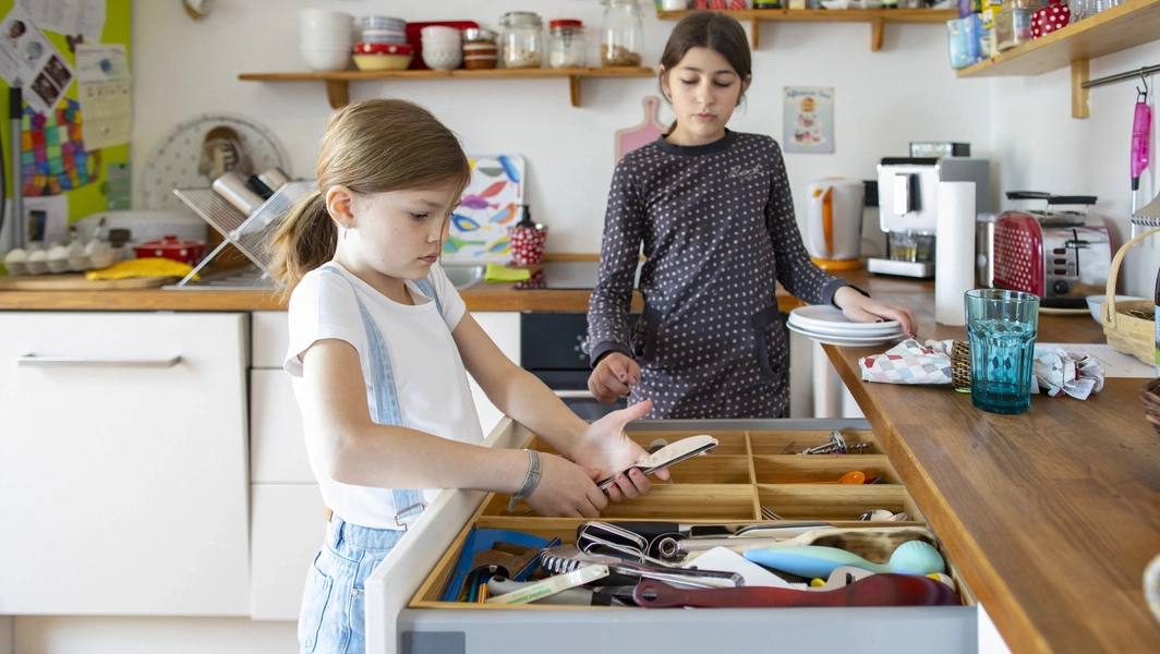 Parenting styles and childhood independence across cultures