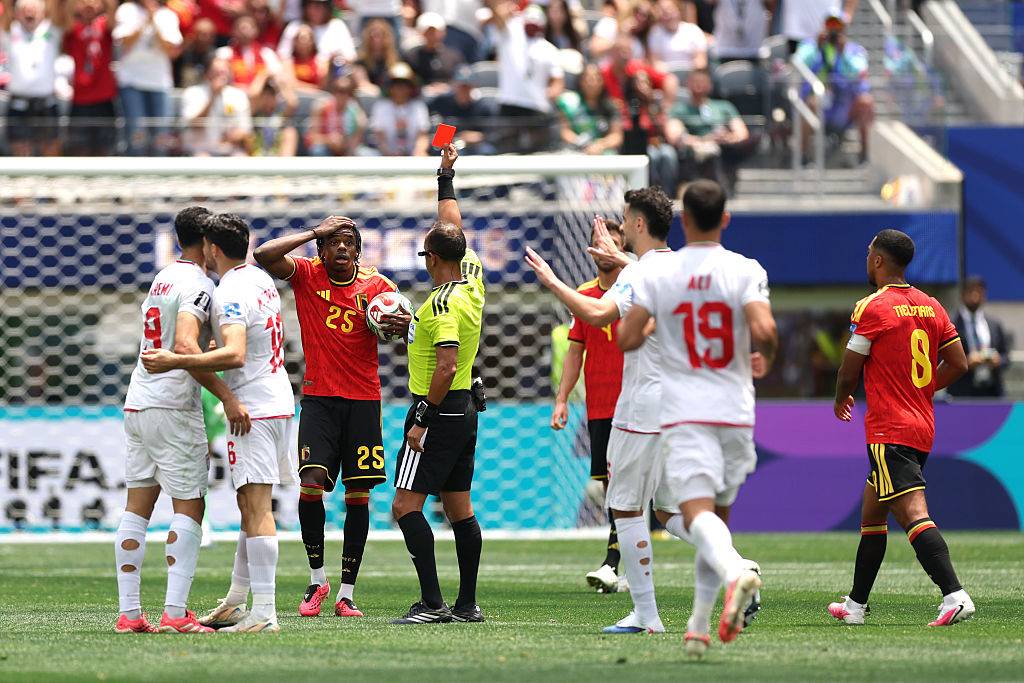 Iran's World Cup team leave 74-word hand written note in dressing room ...