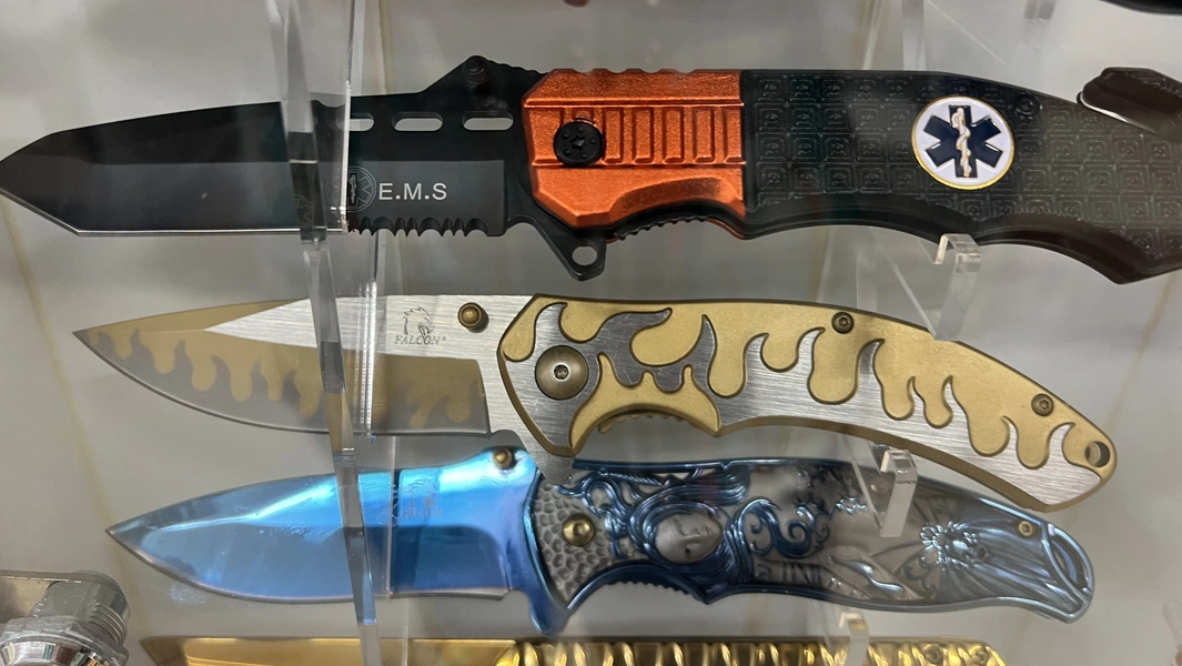 Legal differences between manual, assisted, and automatic knives