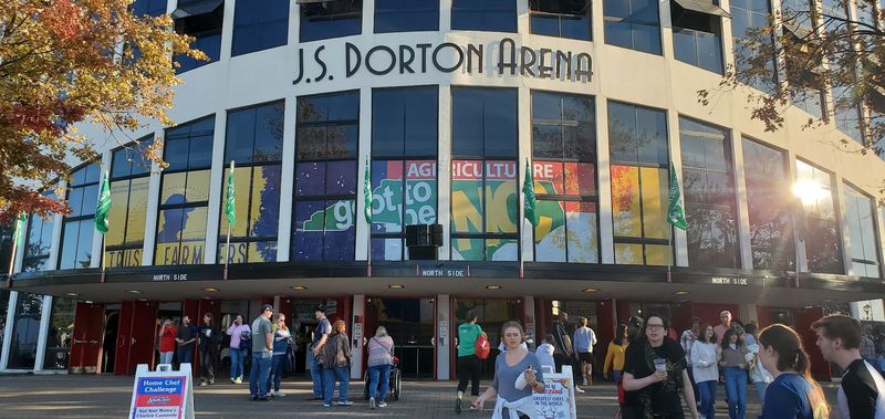 This North Carolina flea market is packed with vintage finds, local ...