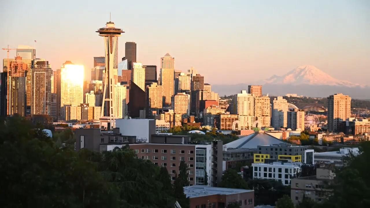 Two Americanos baby - Fans fuel up Seattle style before kick-off