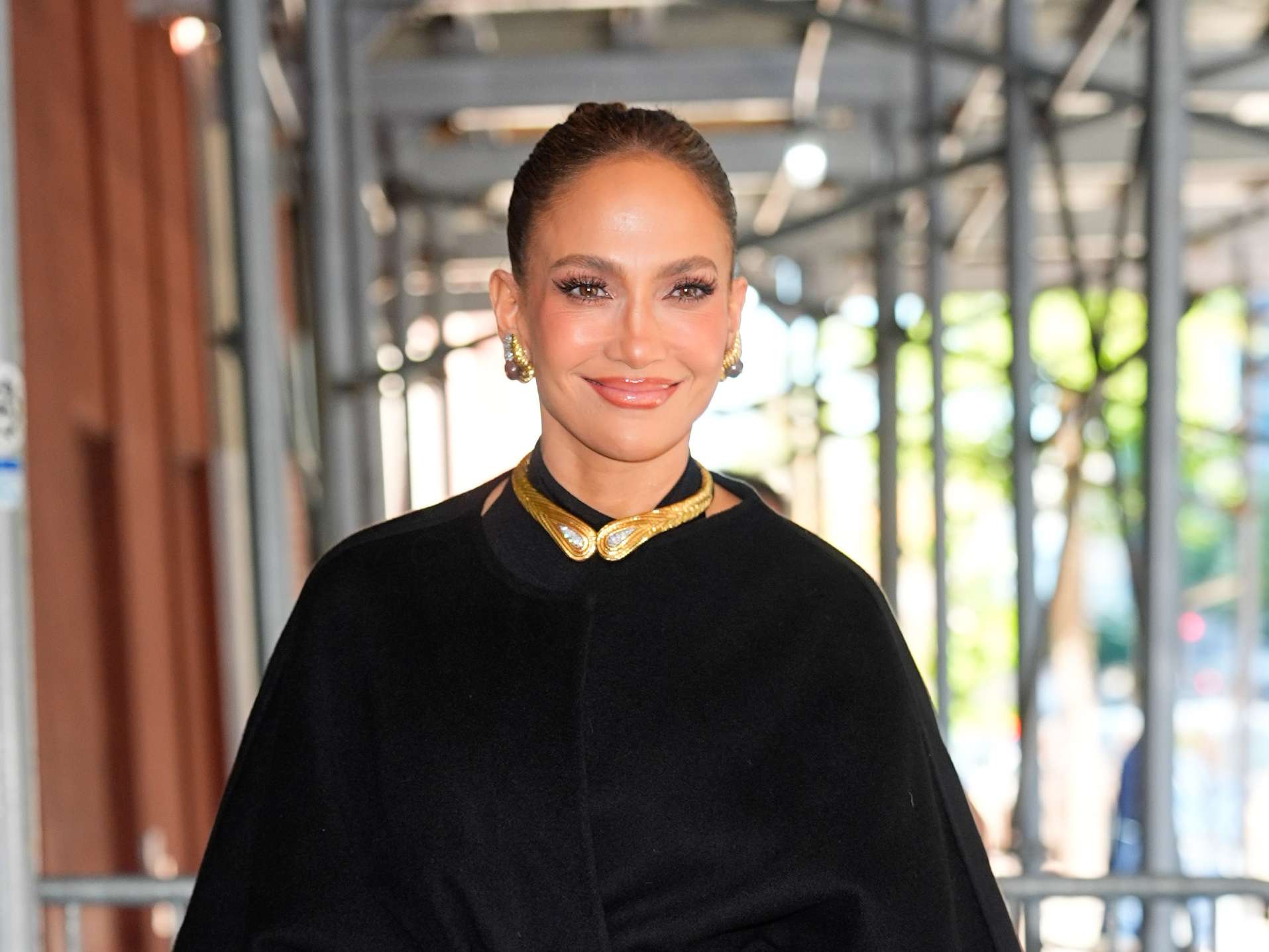Jennifer Lopez joins her teen Oskar and ex Ben Affleck's kid Fin for a ...