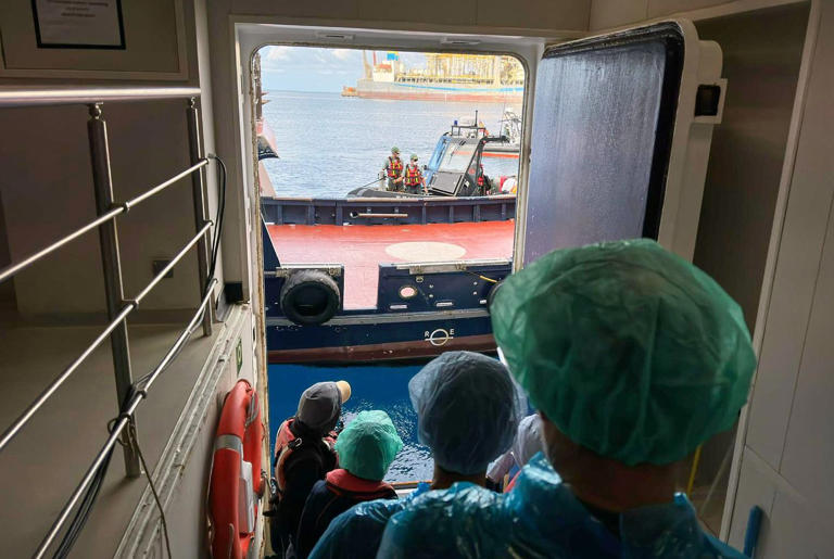 Quarantine comes to an end for the last of the hantavirus ship ...