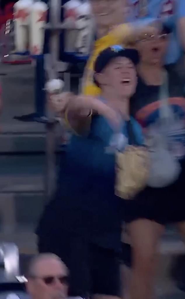 Philadelphia baseball fan disgraces himself with classless move after ...