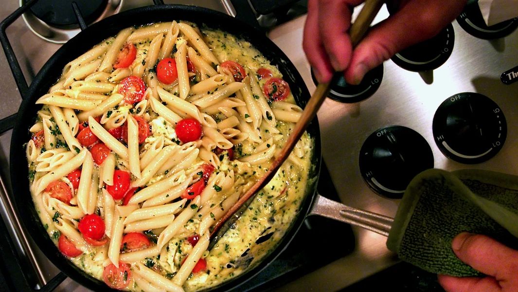 Cherry tomato pasta ideas for every craving