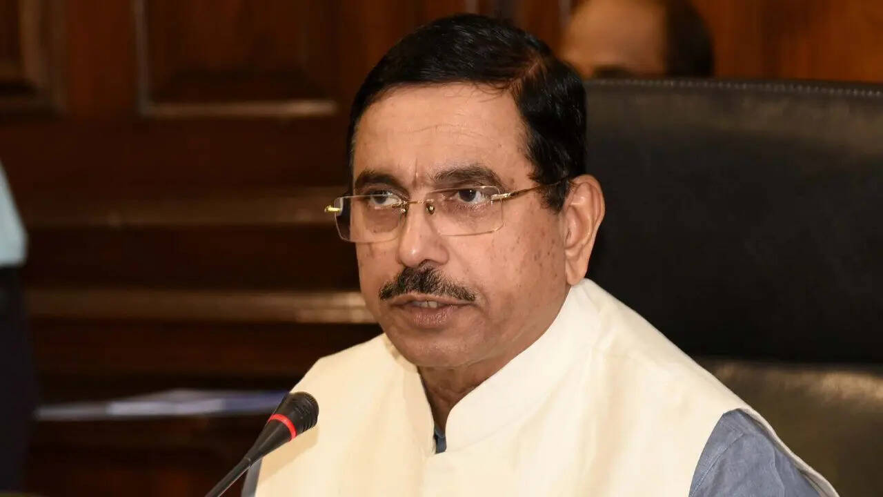 Joshi asks officials to step up bioenergy efforts, expand non-bagasse ...
