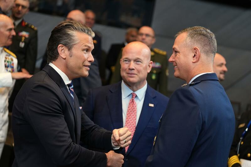 US NATO head spends his time 'calming everyone down' as Trump tensions ...