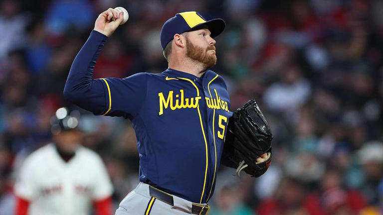 Brewers send veteran down, officially bring back Brandon Woodruff