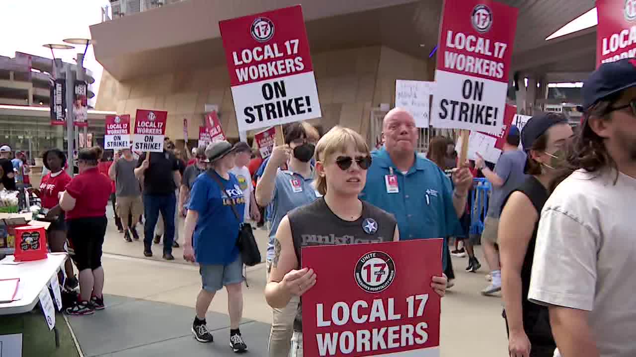 Target Field concession workers go on strike ahead of Twins/Dodgers series