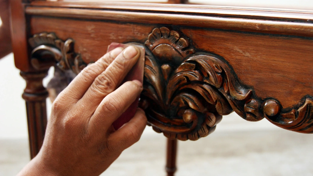 Cleaning and restoring wood tables