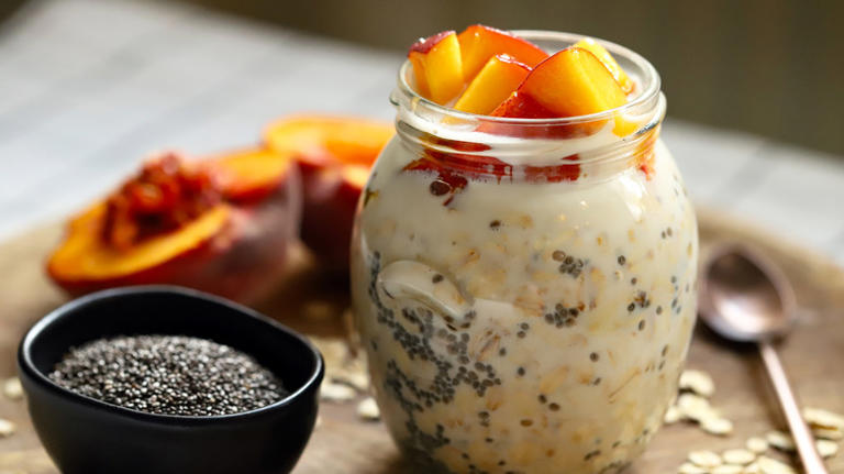 8 mistakes you're making with overnight oats