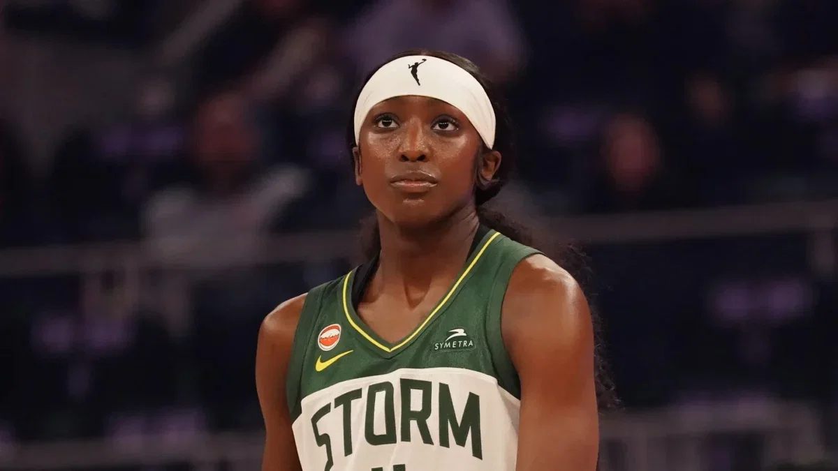 Who is Flau’jae Johnson's dad, Camoflauge? All about the WNBA star's ...