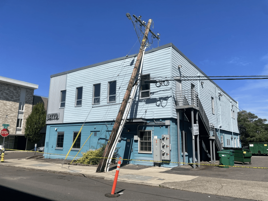PGE restores power in Beaverton over the weekend after semi truck crash ...