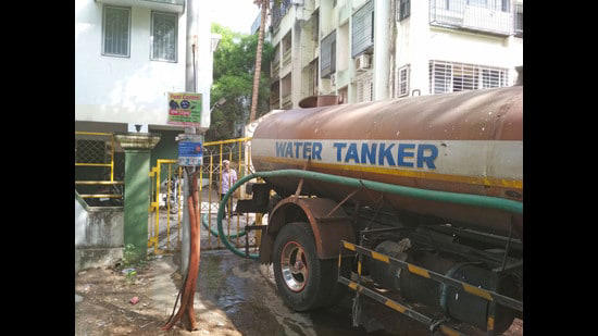 Tanker prices surge across Pune as wells run dry amid water cuts