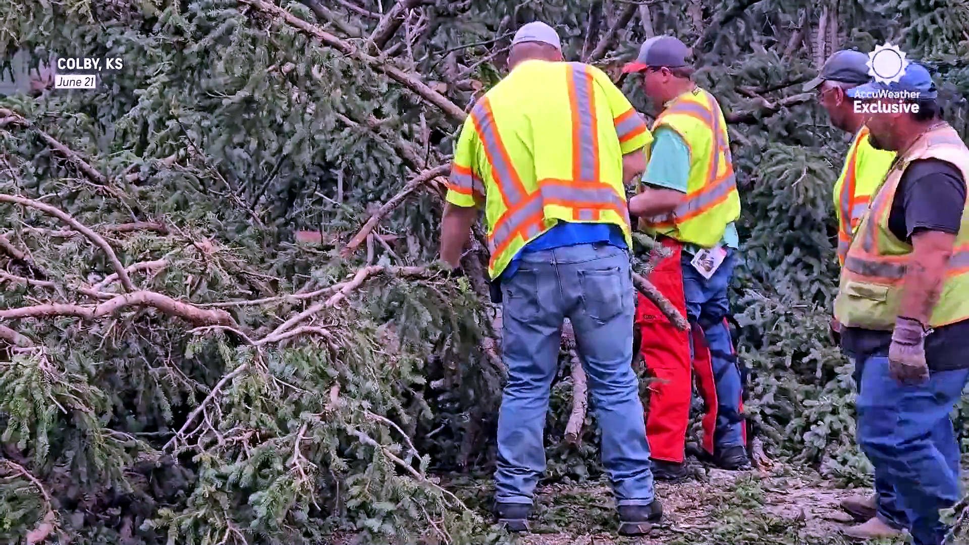 Residents clean up after powerful storms batter Colby, Kansas
