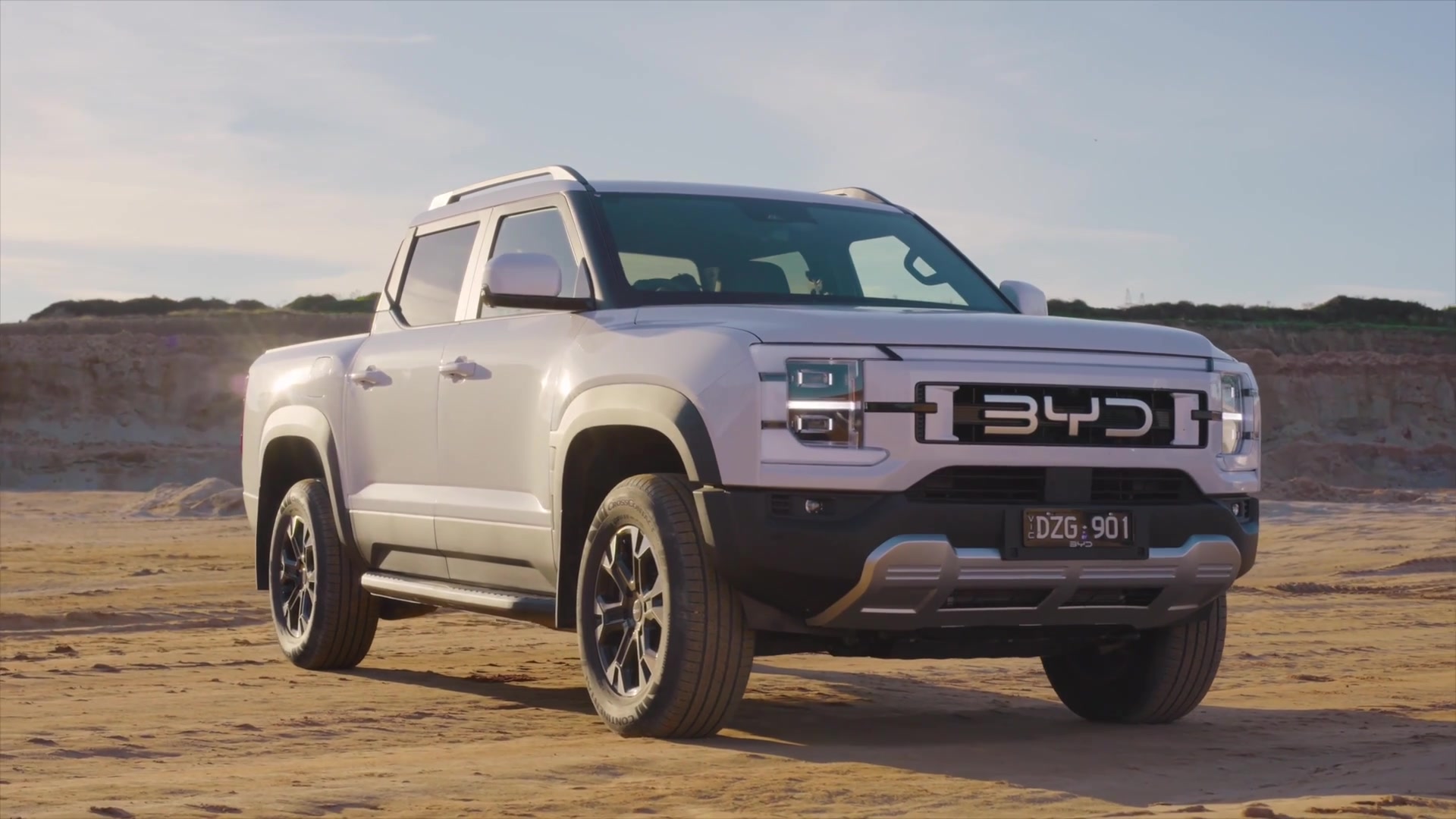 BYD Shark 6 dual cab design preview