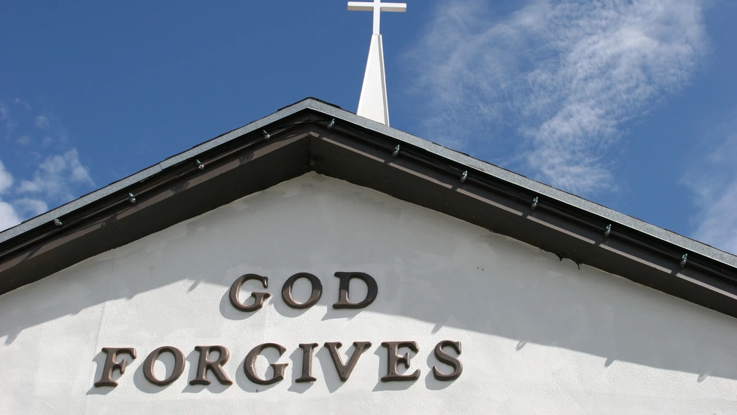 22 everyday habits the Bible warns against
