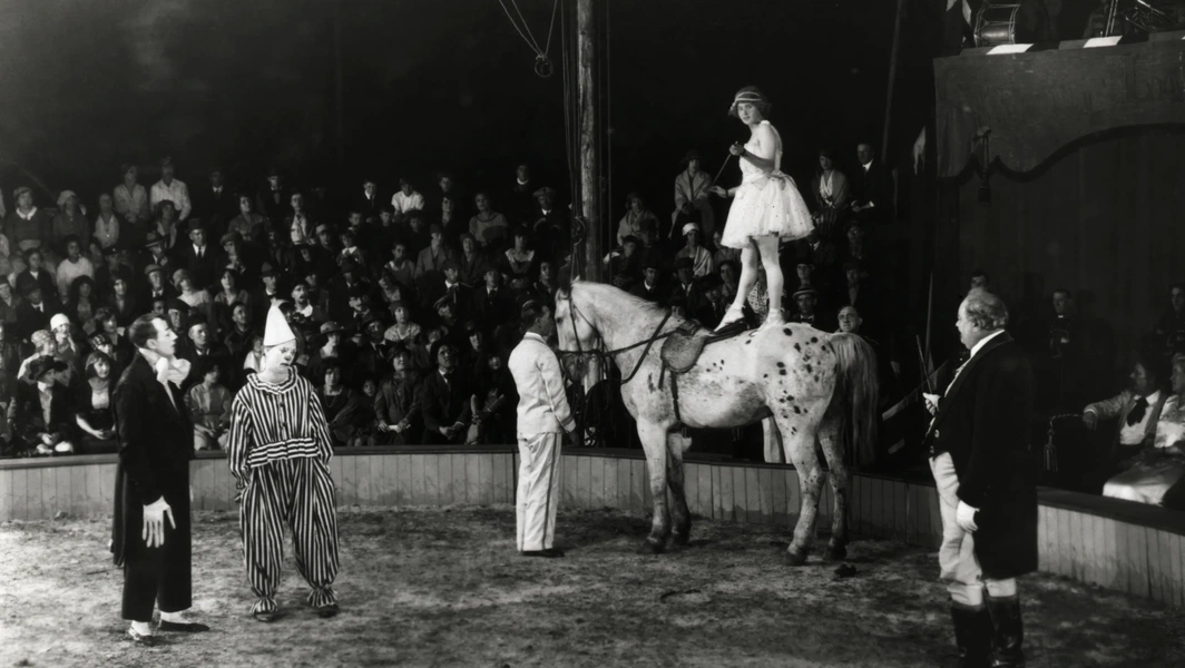 10 glimpses into vintage circus life and clowns