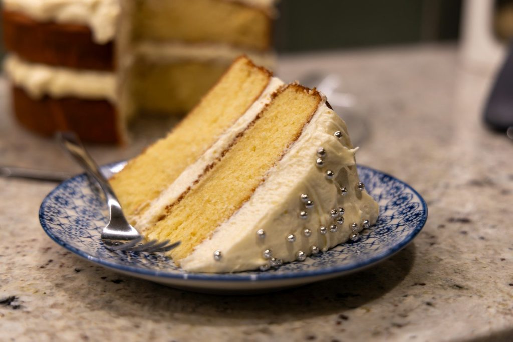 White cake mix hacks that turn a simple box into amazing desserts