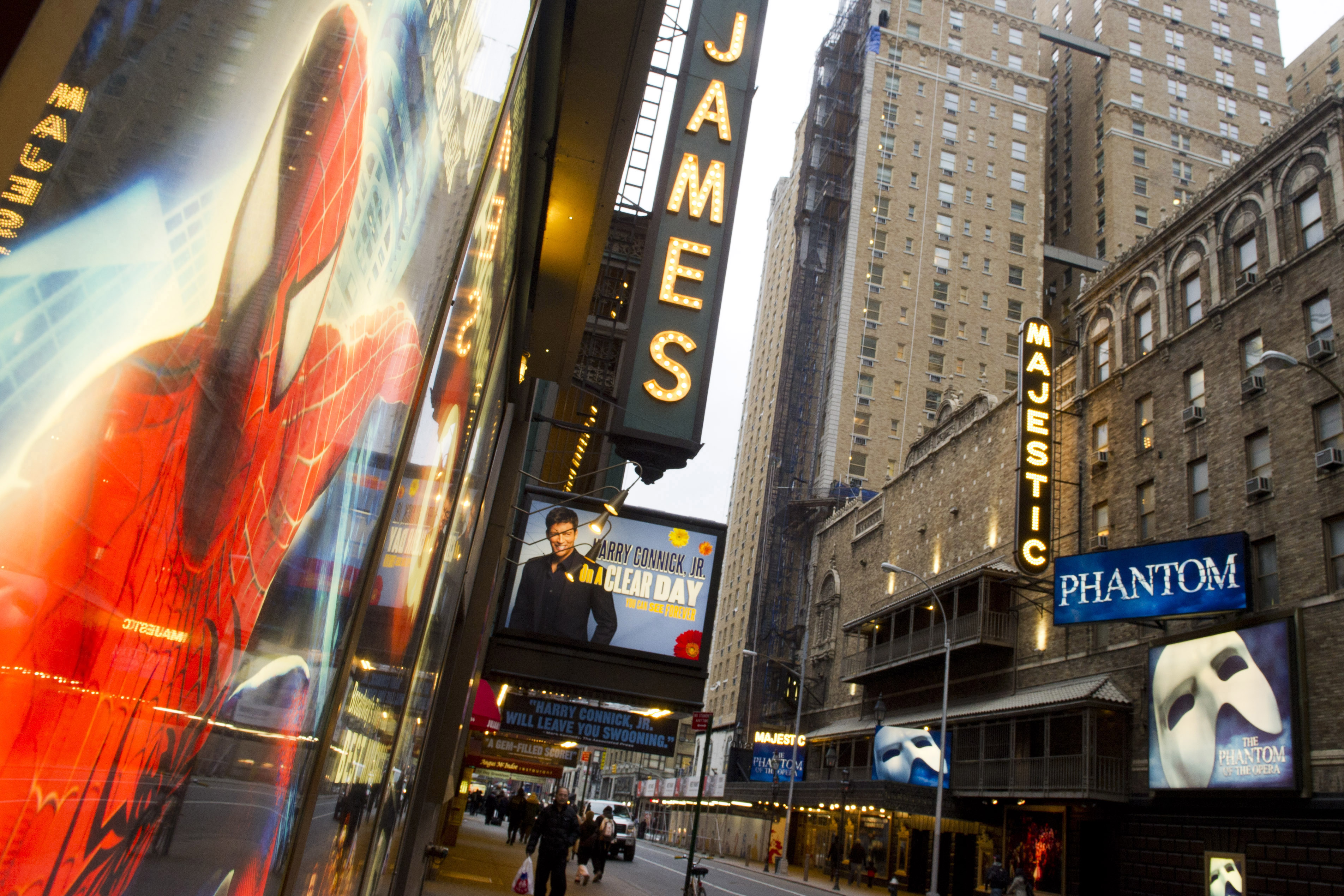 Nueva York destina otros $150 millones a subsidios para Broadway y ...