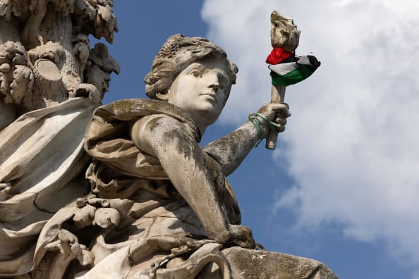 Hamas held 'top secret' meeting with French officials, discussed return ...