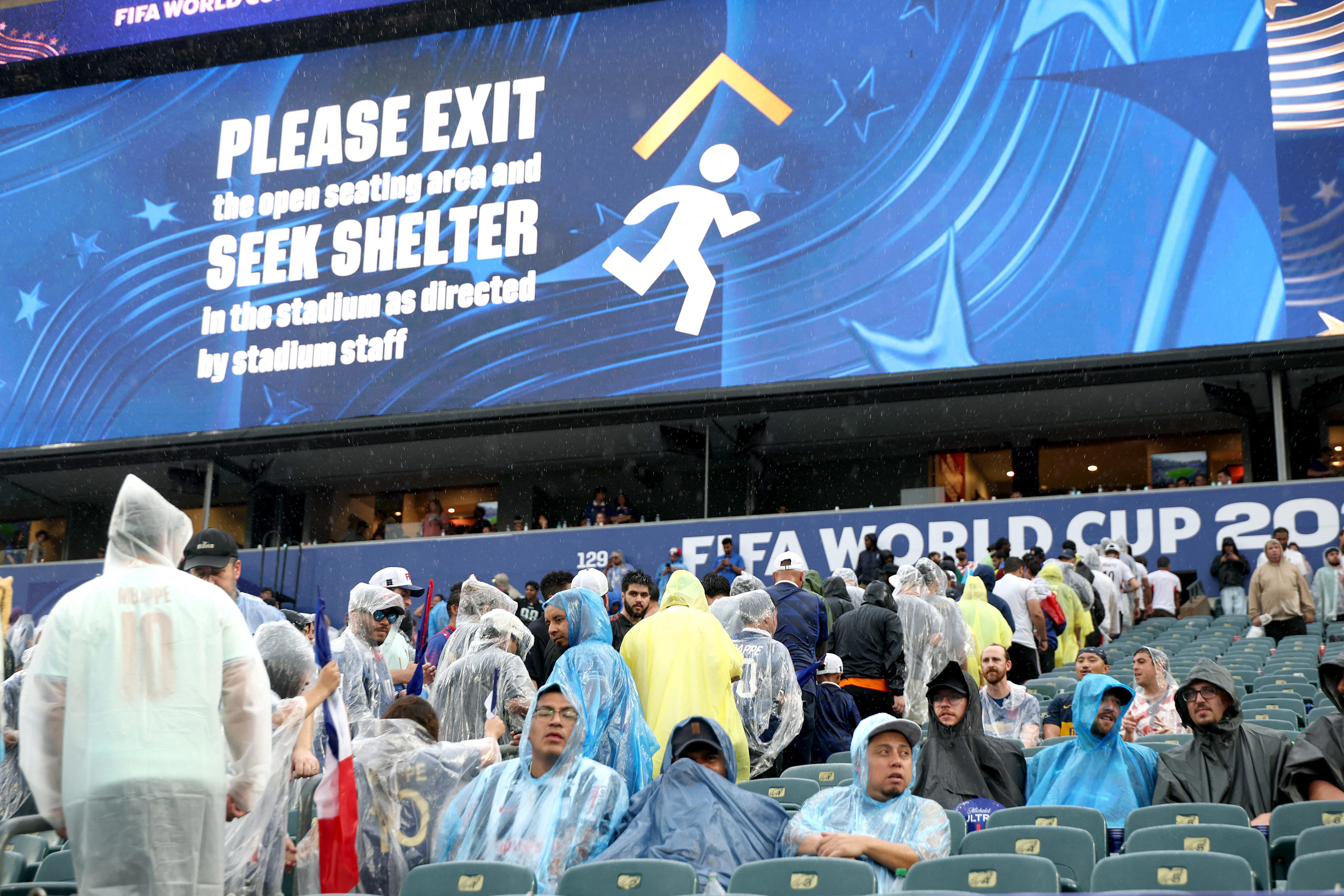 France-Iraq World Cup game in Philly to resume after lightning delay