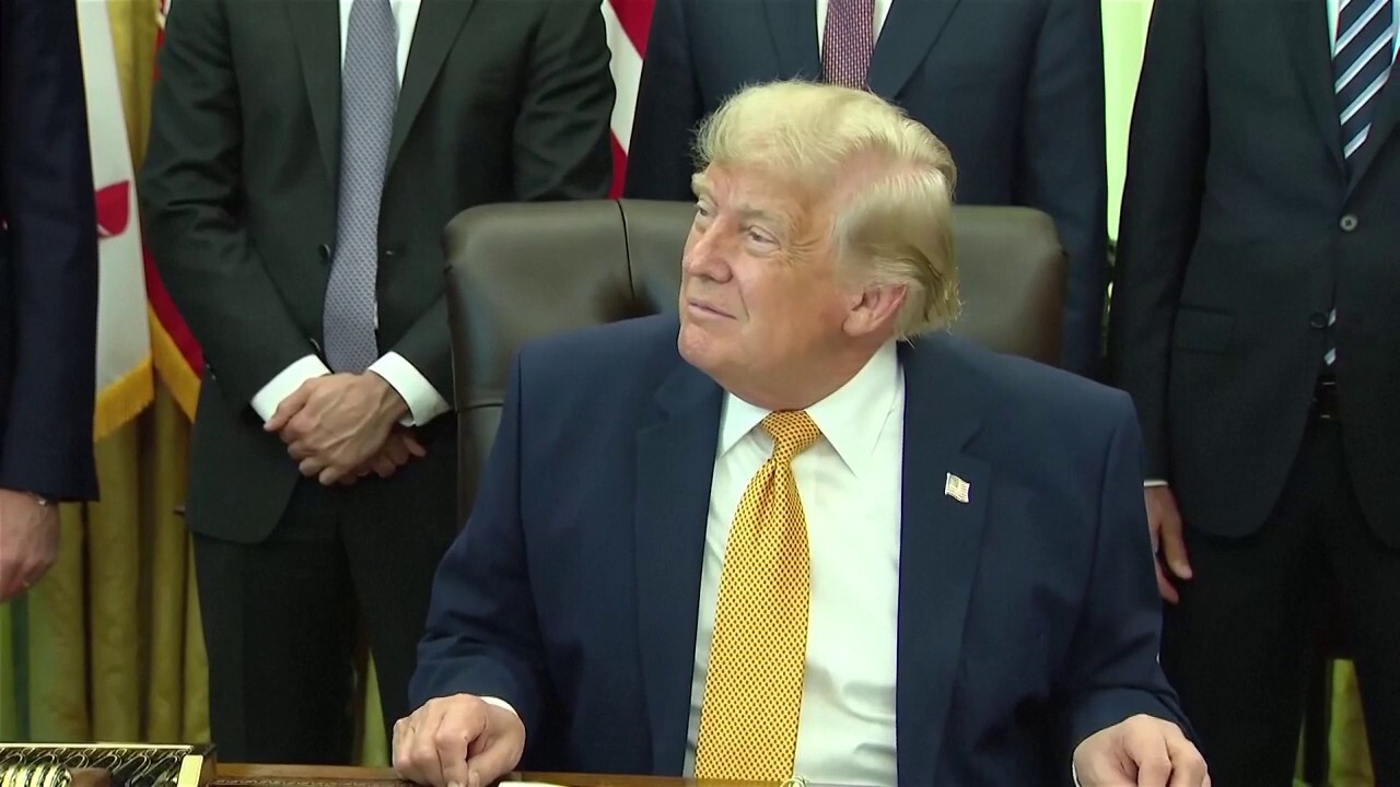 Trump congratulates Colombia presidential candidate