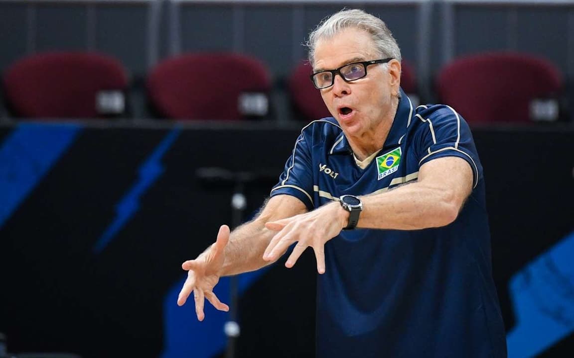 Bernardinho divulga lista da VNL com mudanças após etapa no Brasil