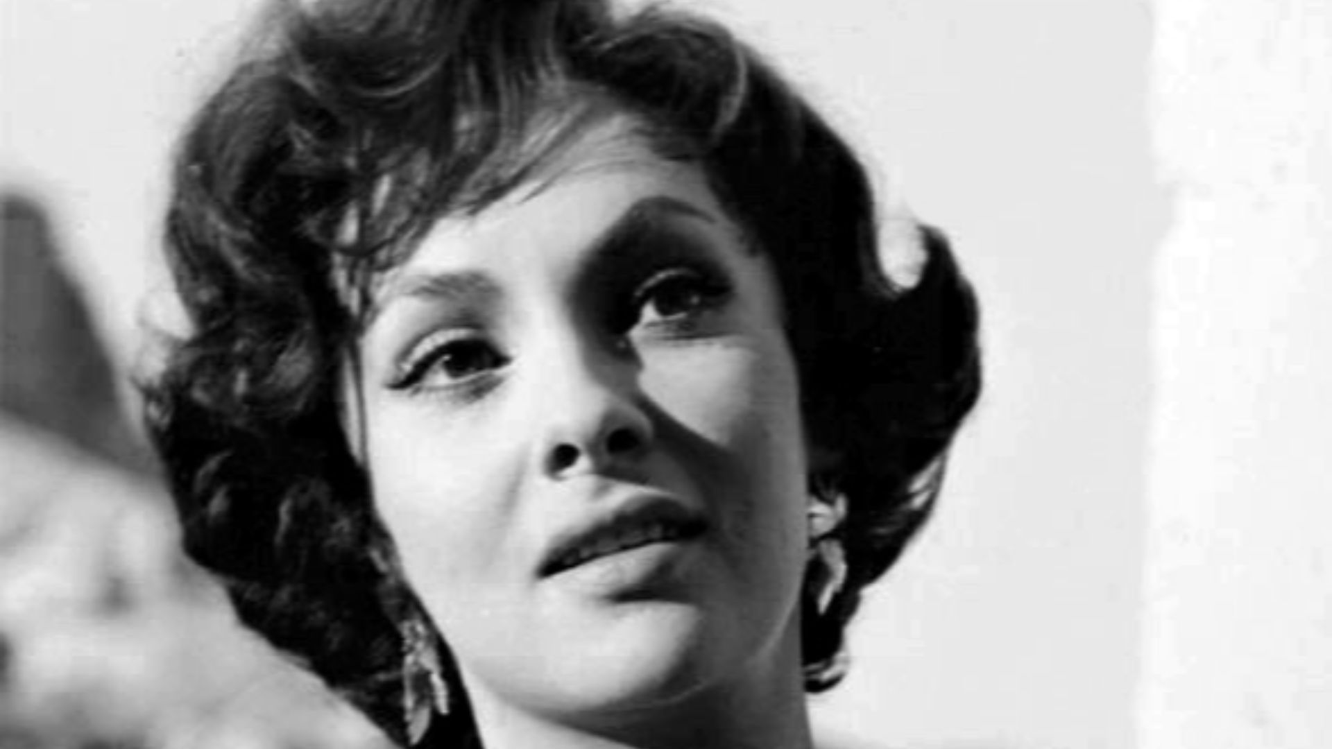 Gina Lollobrigida was called "the most beautiful woman in the world ...