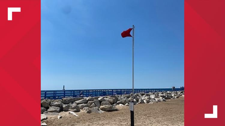 Teens rescued from Lake Michigan by bystander using life ring at ...