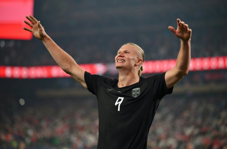 Two-goal Haaland fires Norway into World Cup last 32