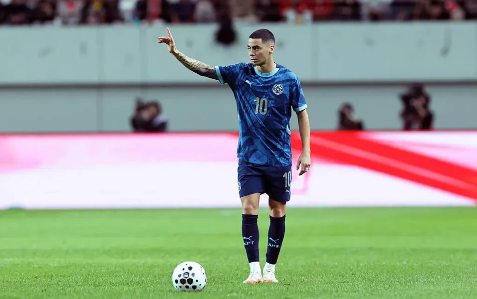Almirón makes World Cup history with mouth-cover red card