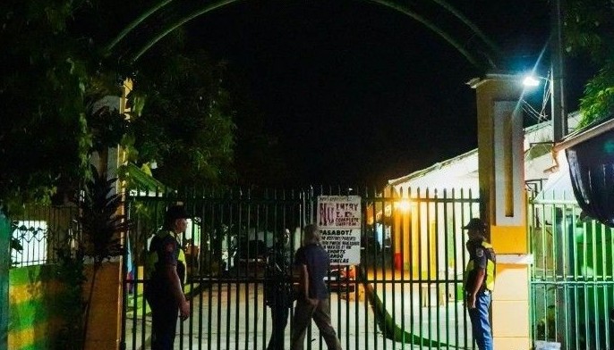 Cop relieved over gun used in Tacloban school shooting