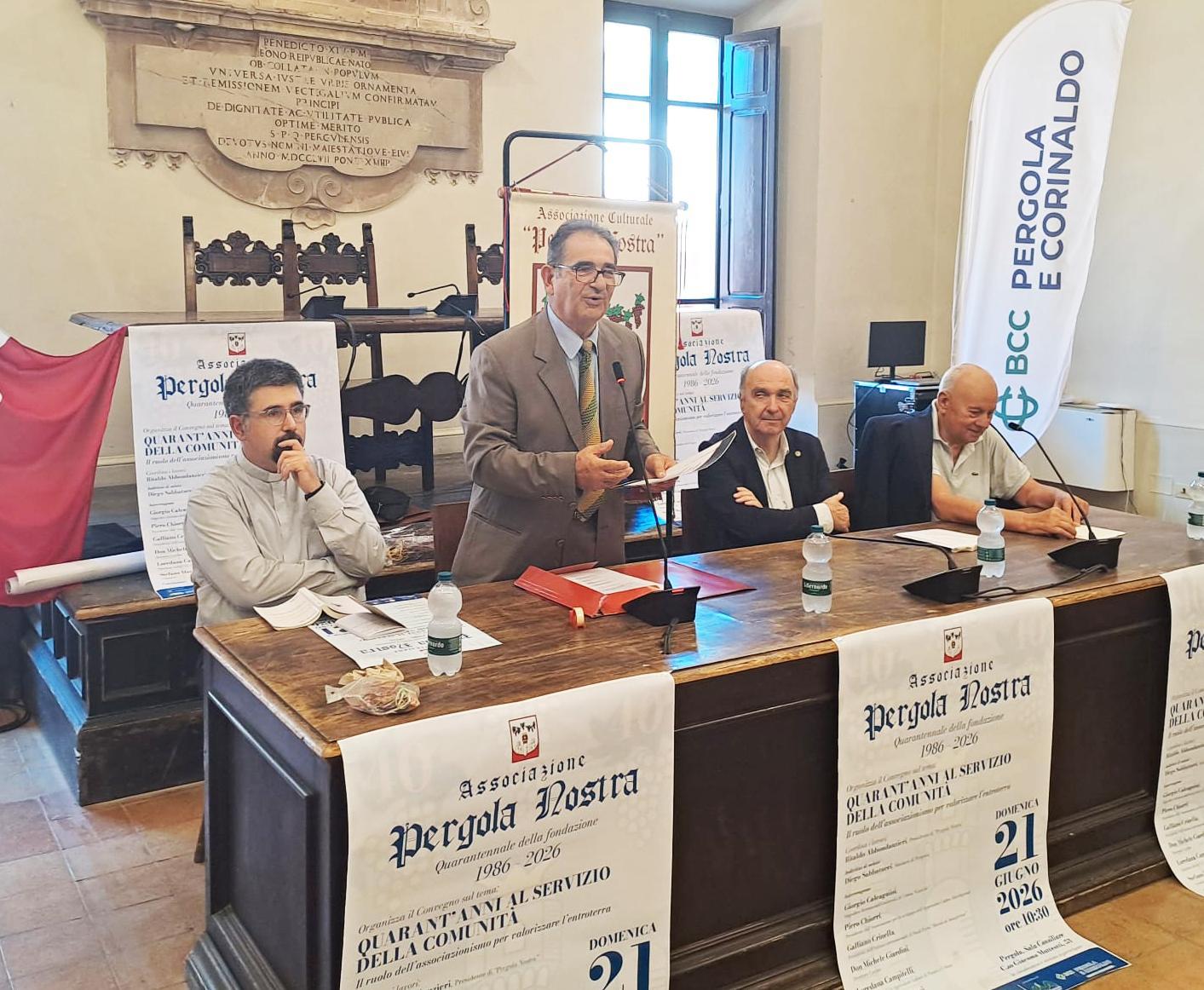 Grande cerimonia e riconoscimenti per i quarant’anni di Pergola Nostra