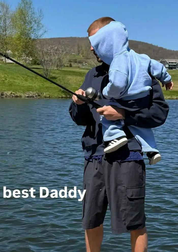 Hailey Bieber shares pictures of her son Jack with Justin Bieber for ...