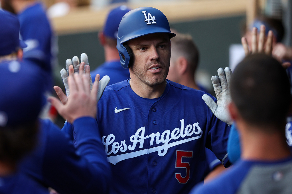 Shohei Ohtani and Freddie Freeman homer for the Dodgers in their 2-1 ...