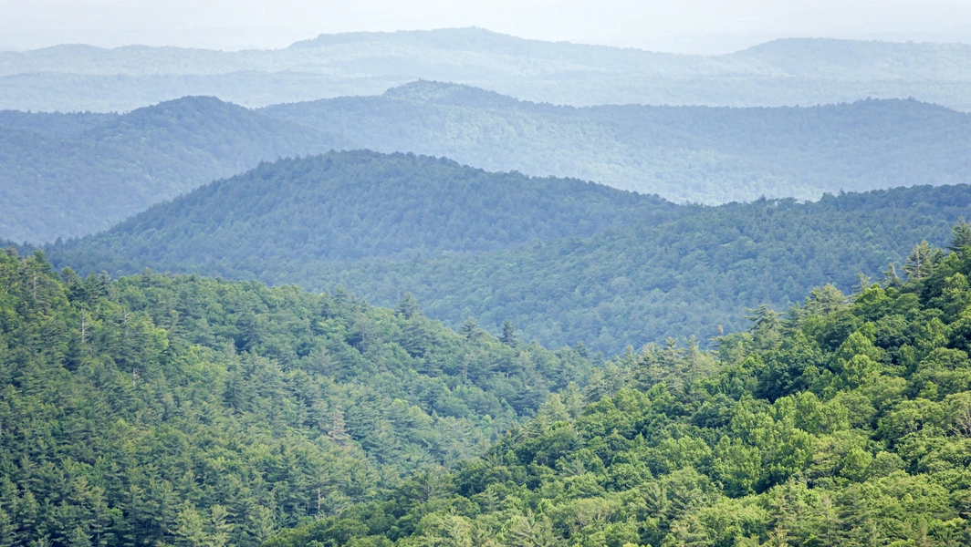 9 peaceful Georgia towns for history and nature lovers