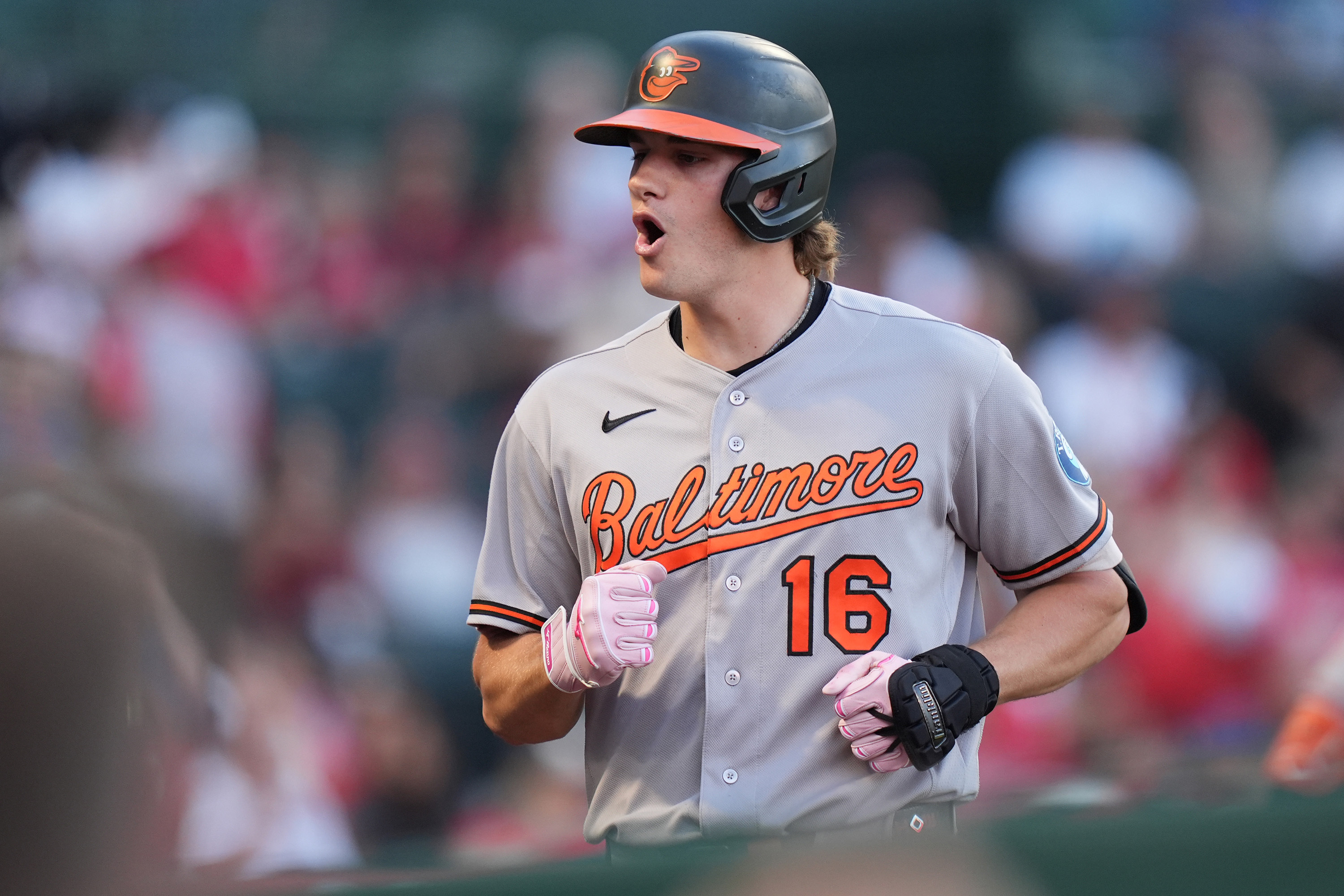Orioles win 3rd straight, 6-1 over Angels, behind gem, unlikely hero