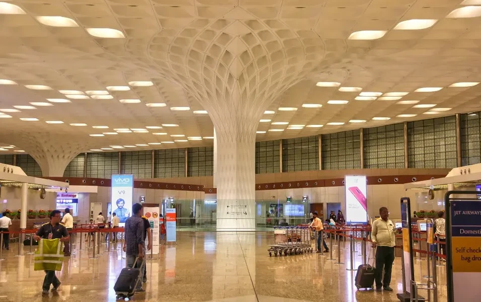 Mumbai airport removes rope-tied pen refill after viral video