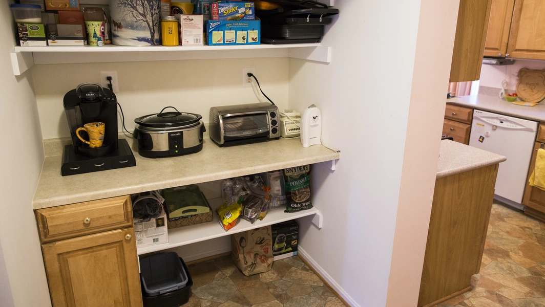 5 creative coffee bar ideas for small kitchens