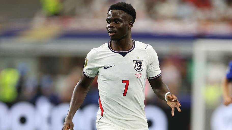 Is Bukayo Saka playing for England tonight? Arsenal wingers in healthy ...