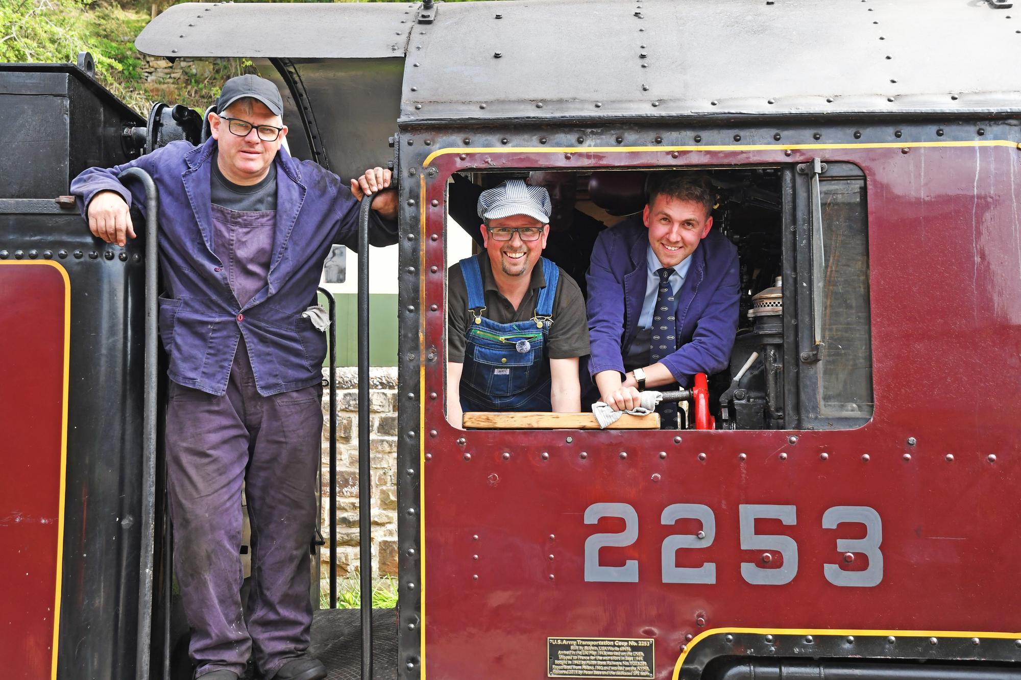 No 2253 Omaha: Locomotive gets back on track in Yorkshire after oil ...