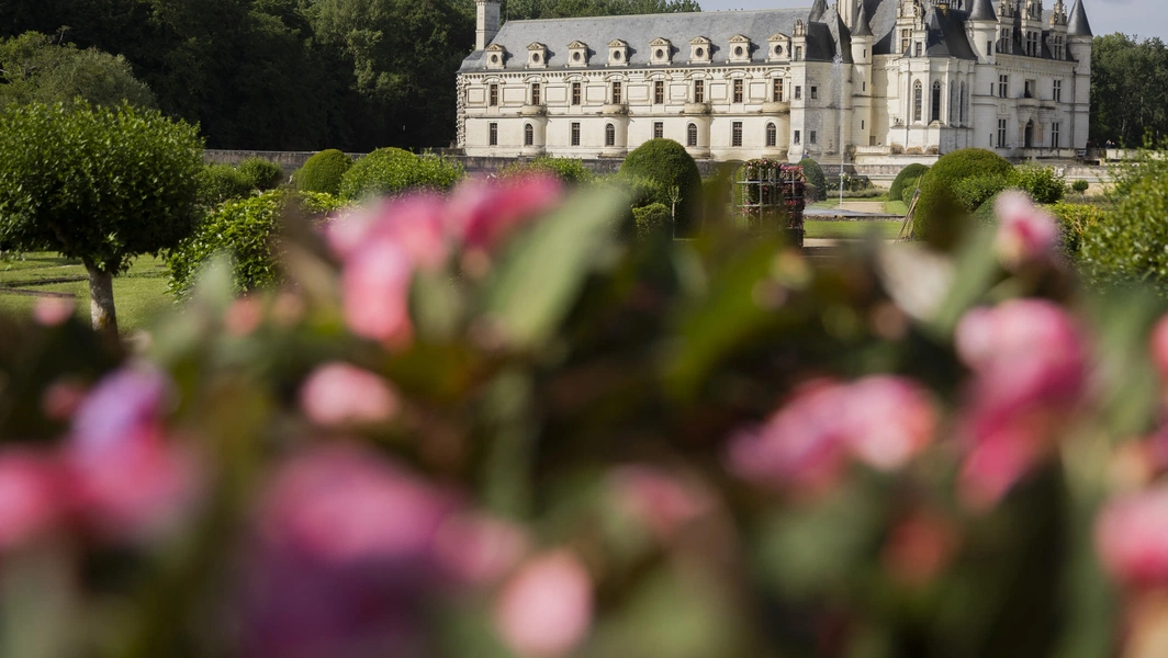 10 historic castles around the world