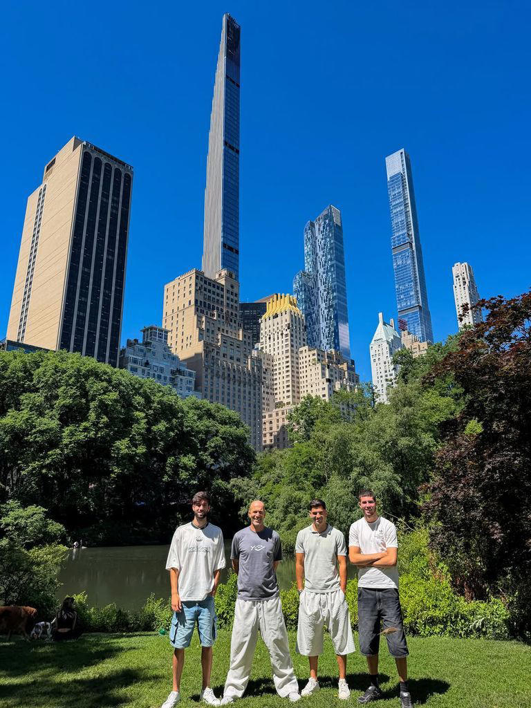 Zinedine Zidane turns 54 surrounded by family and the World Cup