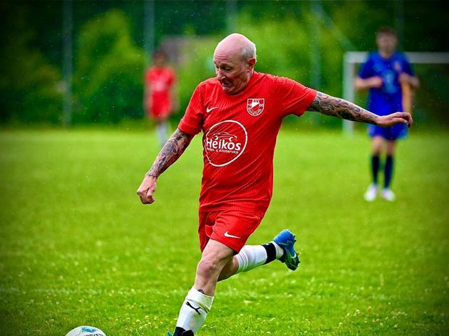 Das könnte Rekord sein: 70-Jähriger schießt Tore für Bonaforther SV in ...