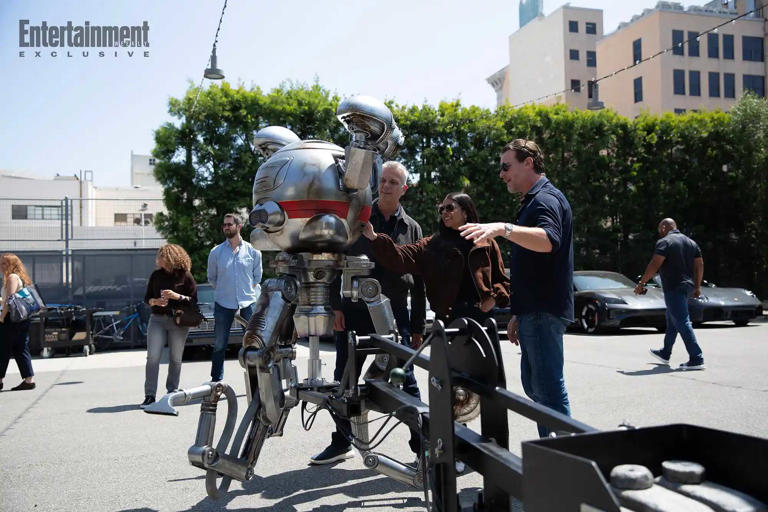 Fallout season 3 confirms fan-favorite character’s return in new set images