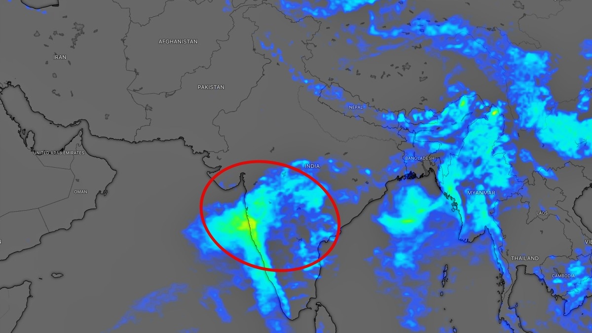 Monsoon revival underway: Rain clouds shroud Mumbai, India still faces ...