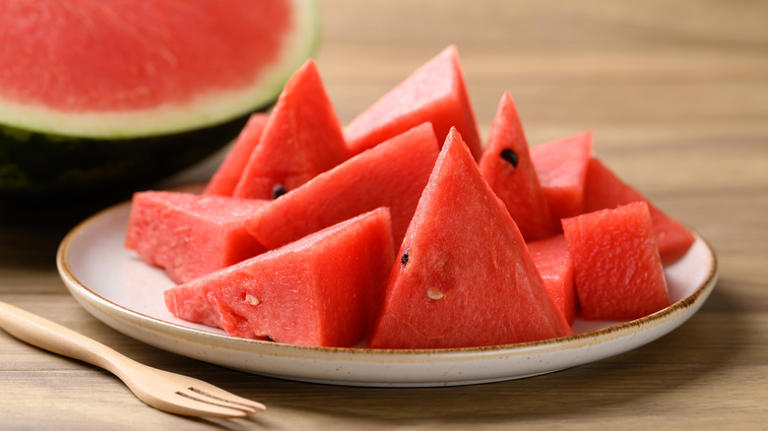 Black diamond watermelon vs traditional store-bought watermelon: What's ...